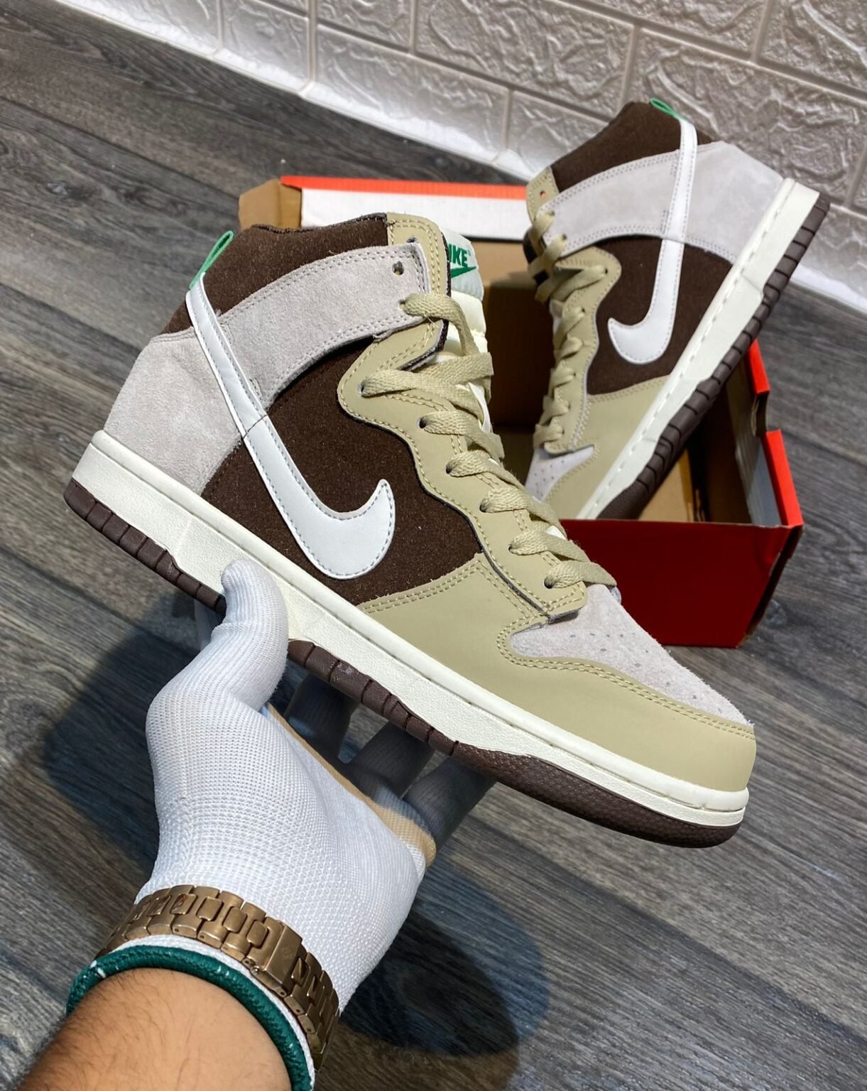 SB Dunk High Light Chocolate Sneakers | 7AShoes First Copy